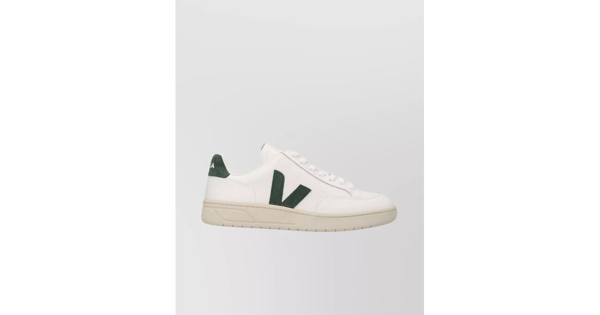 Veja 'Sneakers Contrast Heel Tab Perforated Toe Box' in Metallic | Lyst