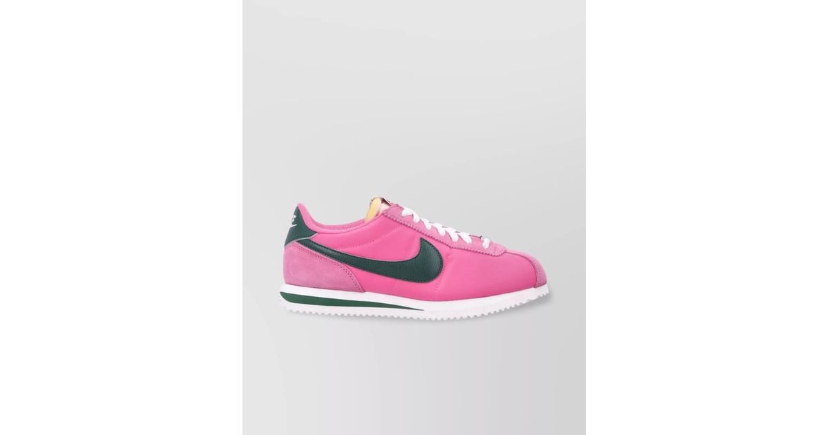 Nike Padded Collar Low-Cut Sneakers in Pink | Lyst UK