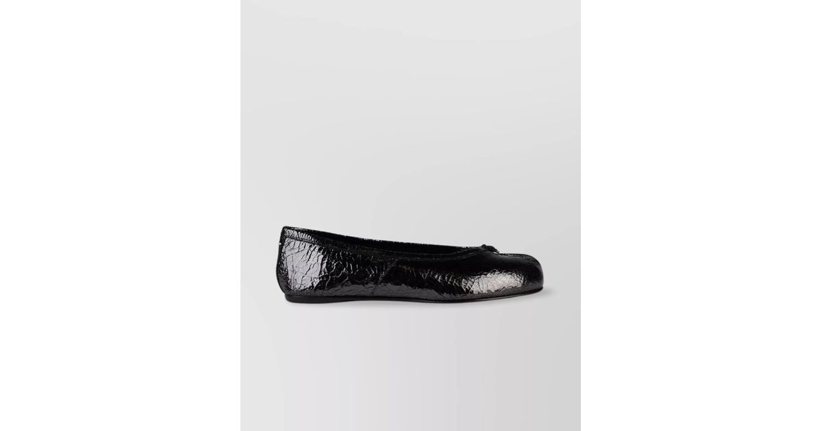 Maison Margiela Shiny Leather Round Toe Ballet Flats in Black | Lyst