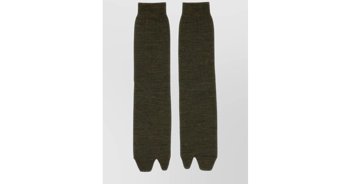 Maison Margiela Ribbed Cuff Split Toe Underwear Socks in Green for Men ...