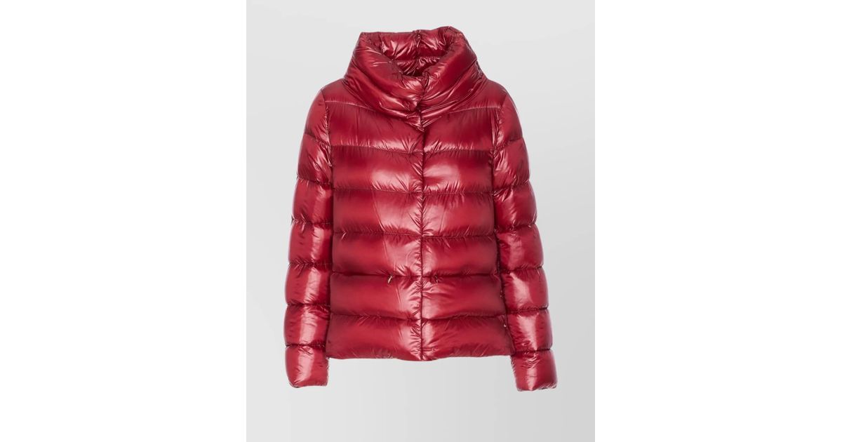 Herno Quilted High Neck Jacket With Lateral Split in Red | Lyst UK