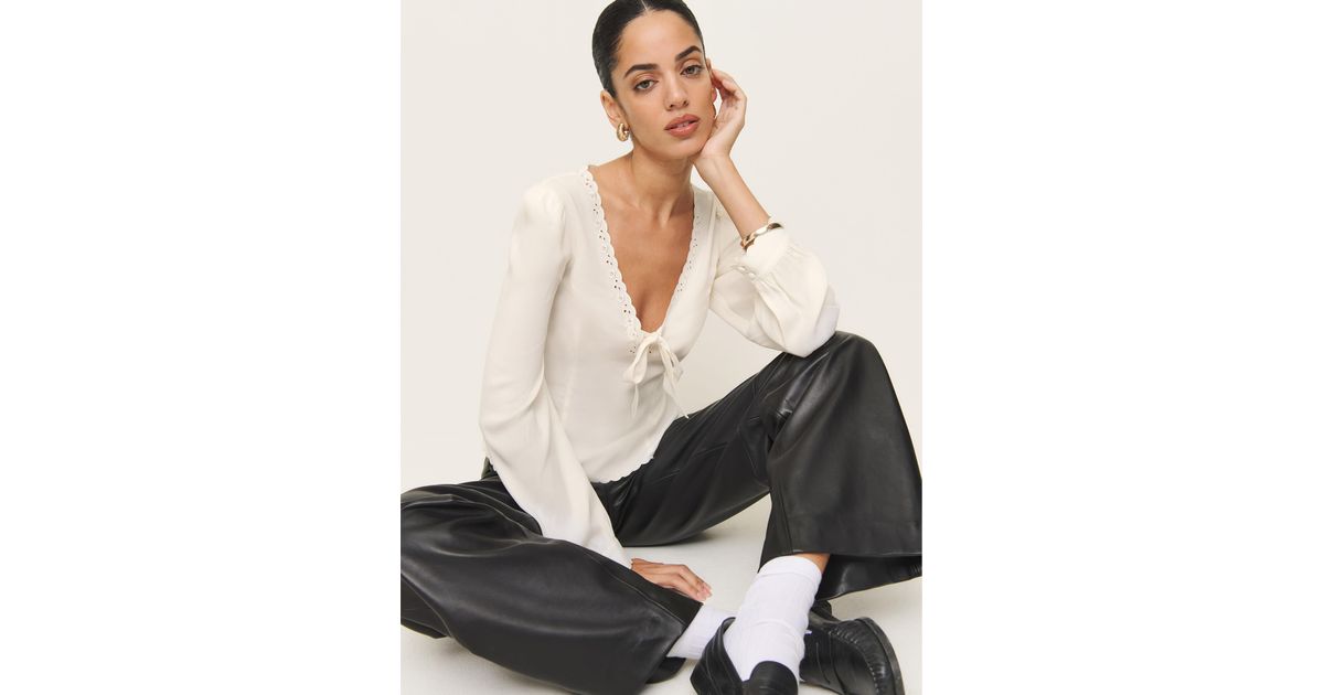 Reformation Vivia Top in Black | Lyst