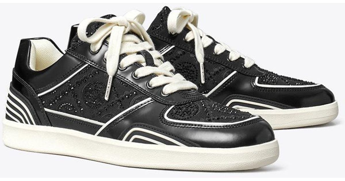 Tory Burch T Monogram Clover Court Sneaker in Black | Lyst
