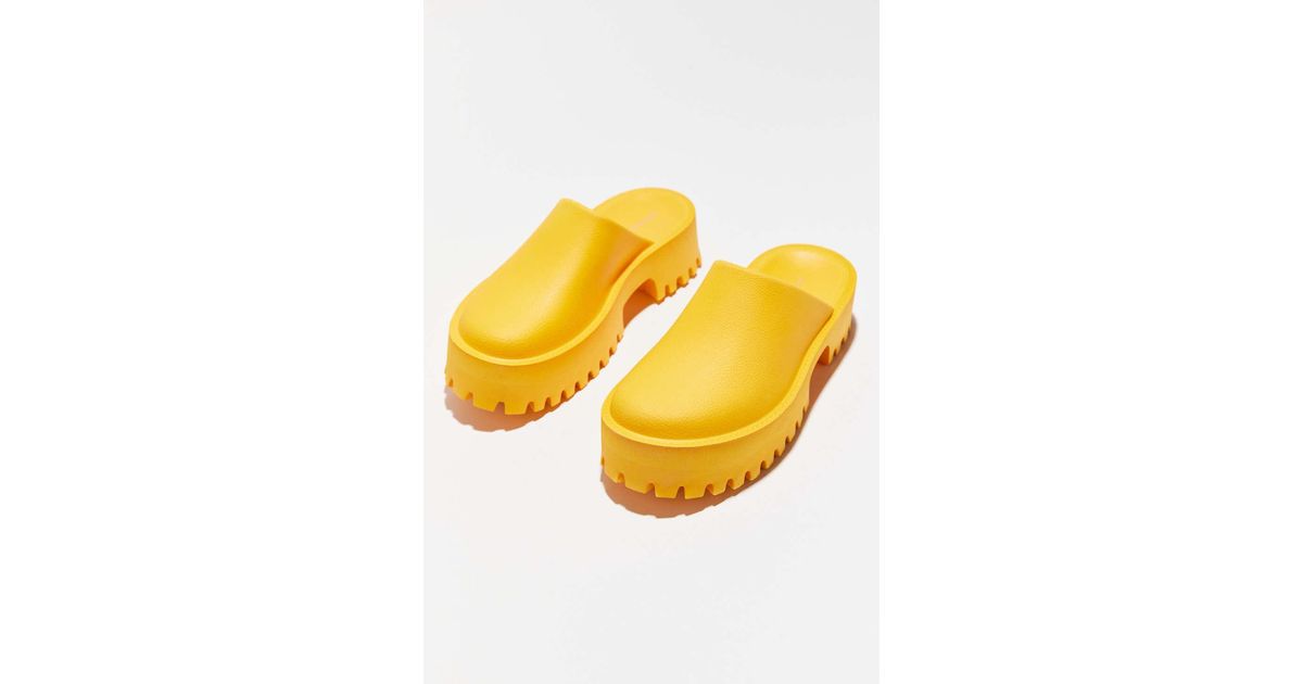 Jeffrey Campbell Slip- On Clogge Platform Mule in Yellow | Lyst