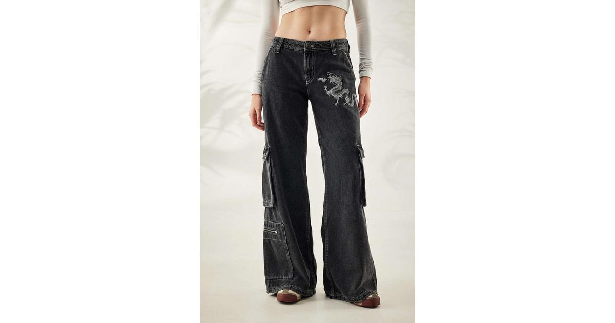 BDG Embroidered Dragon Low Rise Cargo Jean in Blue | Lyst BDG Embroidered Dragon Low Rise Cargo Jean in Blue | Lyst