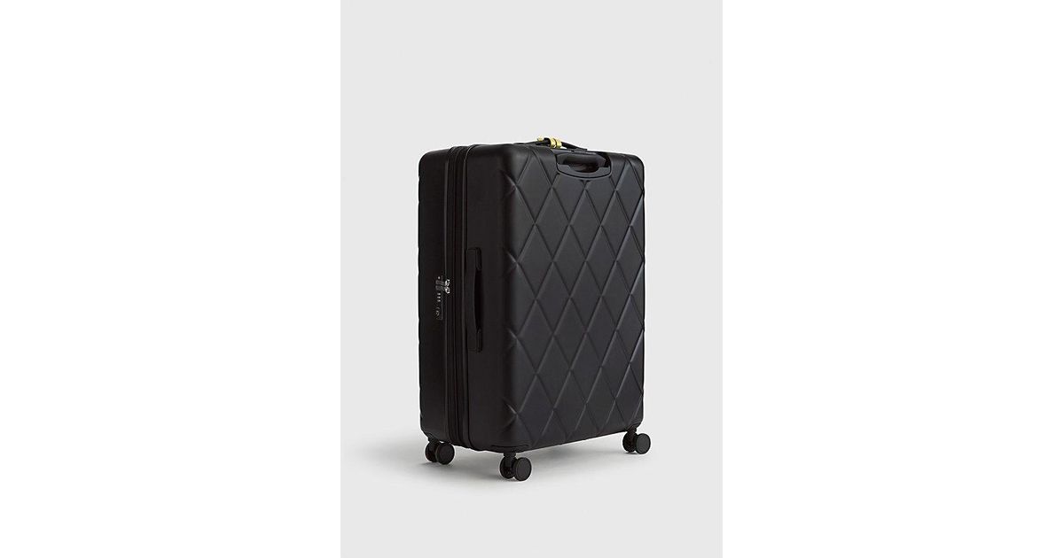 Vera Bradley 29" Adair Hard Shell Spinner Luggage in Black | Lyst