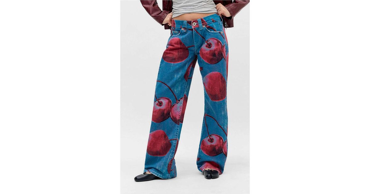 BDG Kayla Cherry Print Lowrider Jeans in Blue | Lyst UK
