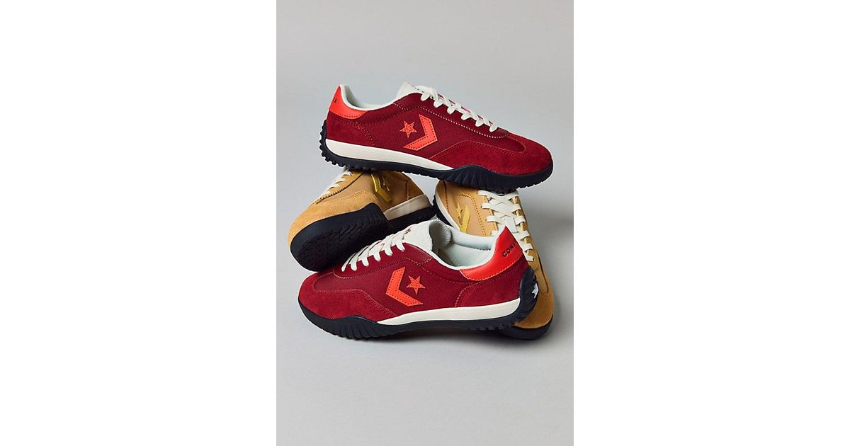 Converse Retro Run Star Sneaker in Red for Men | Lyst