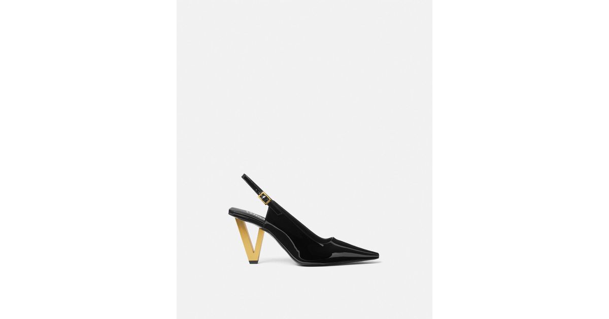 Versace V2025 Patent Slingback Pumps 85 Mm in White | Lyst