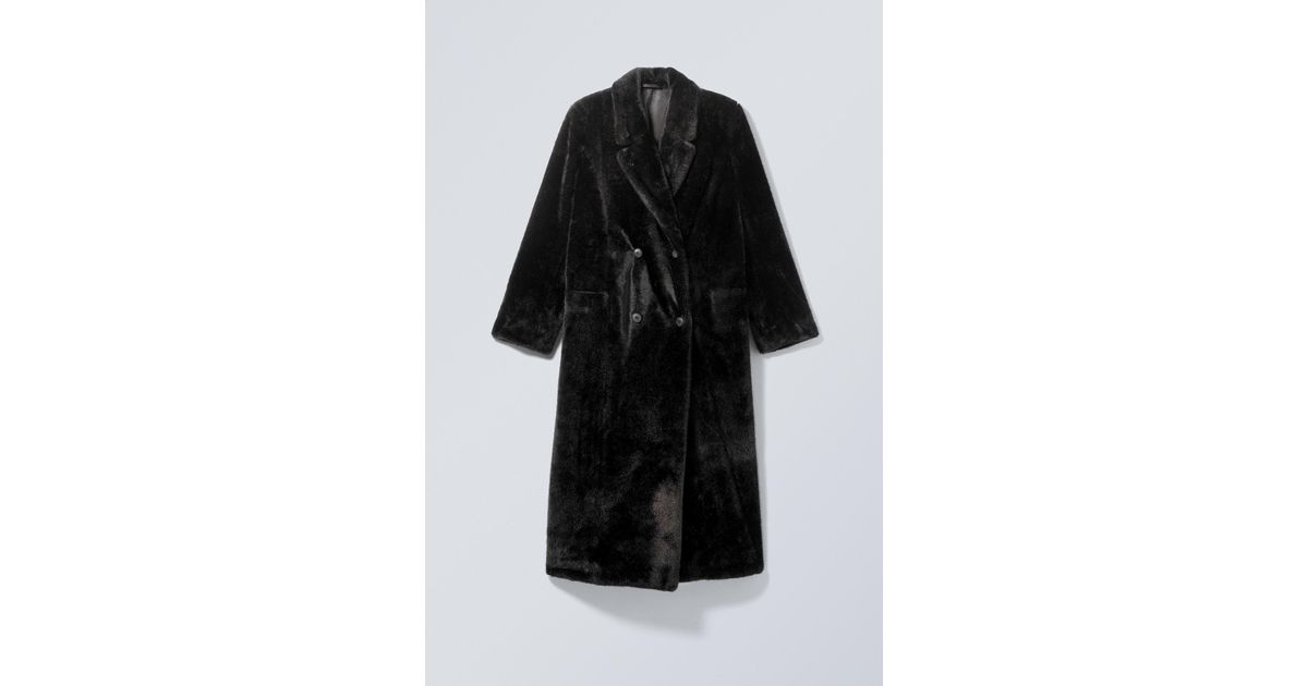 Weekday Double-Breasted Oversized Faux Fur Coat in Black | Lyst UK