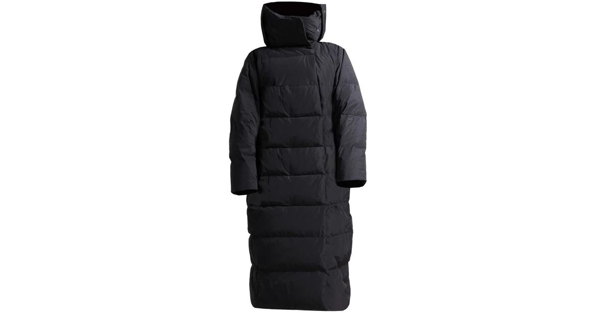 BLESS BY BLESS IIIB Konye Puffer Coat in Black | Lyst