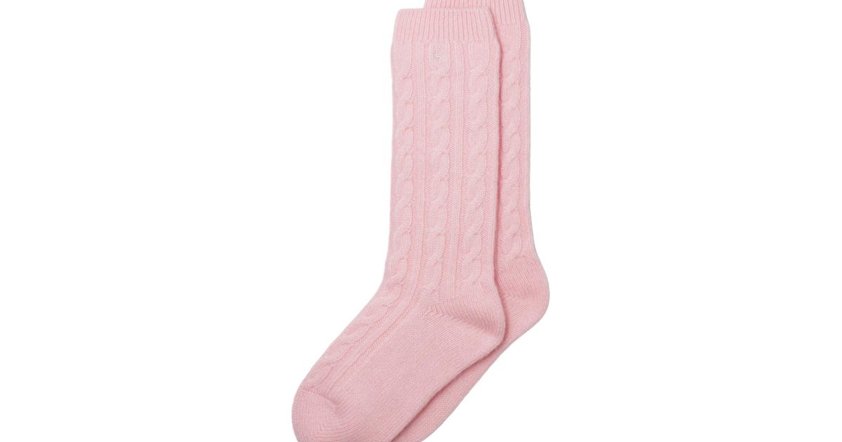 Heather Lynn Pure Cashmere Cable Knit Bed Socks in Pink | Lyst