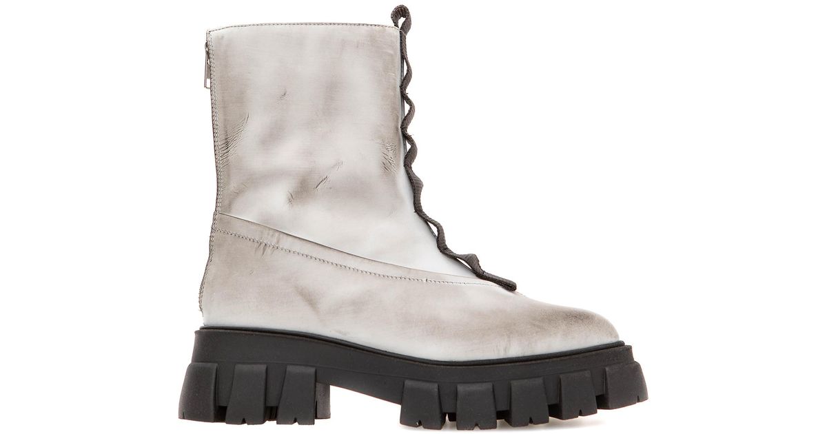 Moja Vixen Brushed Leather Boots in White | Lyst