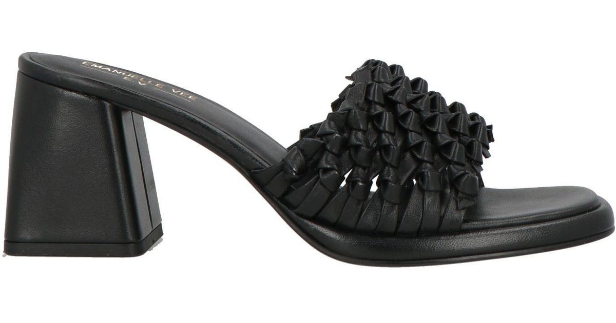 Emanuélle Vee Sandals Leather in Black | Lyst