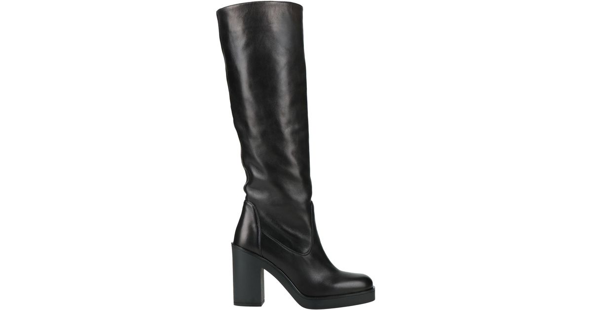 Stuart Weitzman Boot Leather in Black | Lyst UK