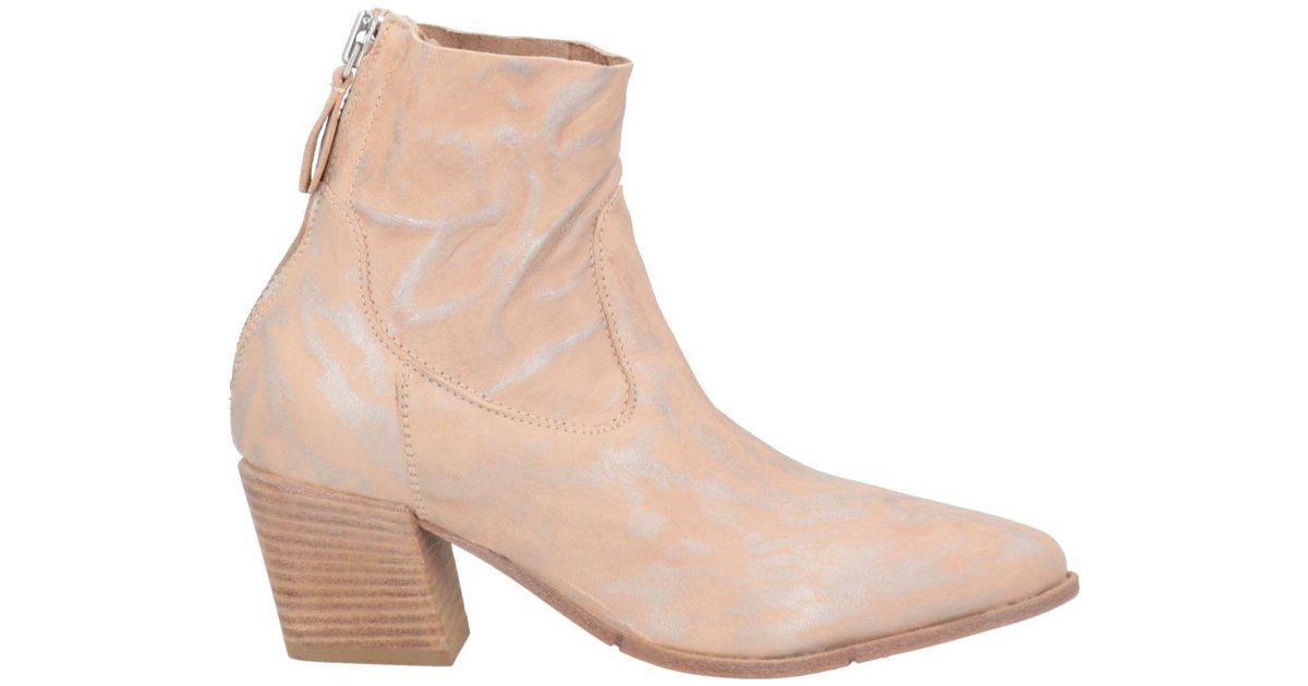 Moma Blush Ankle Boots Leather in Natural | Lyst