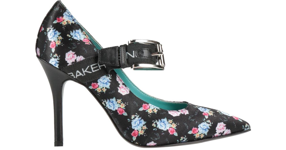 Norma J. Baker Pumps Textile Fibers in Black | Lyst