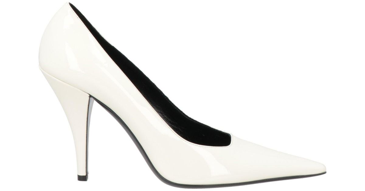 The Row Pumps Leather in White | Lyst