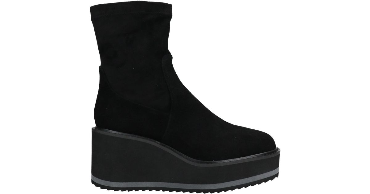 Rahya Grey Ankle Boots Soft Leather in Black | Lyst