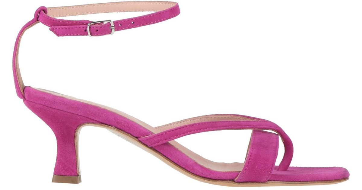 Anna F. Mauve Thong Sandal Leather in Pink | Lyst