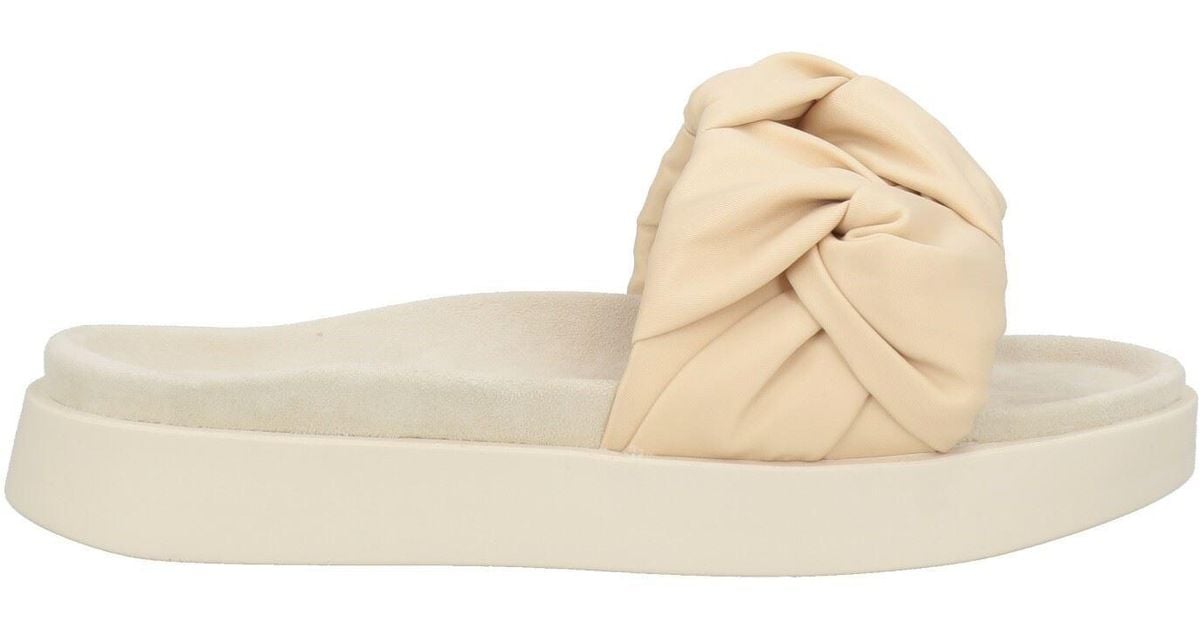 Inuikii Sandals in Natural | Lyst