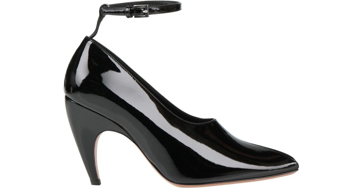 Alaïa Pumps in Black | Lyst