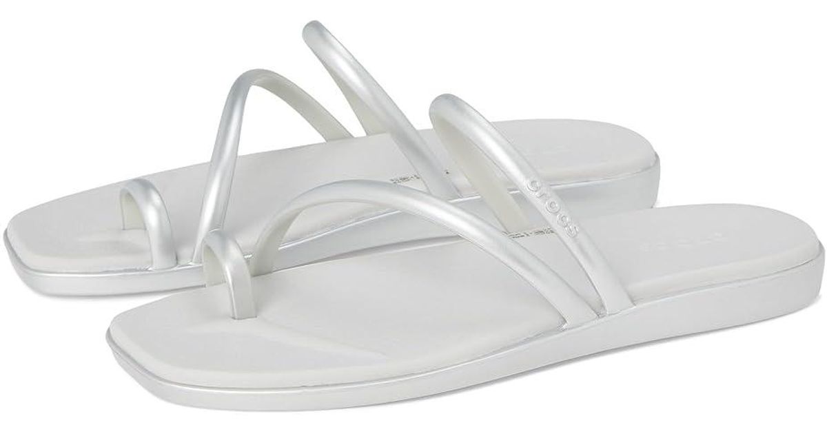 Crocs™ Miami Toe Loop Sandal Flat in White | Lyst