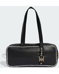 adidas Elongated Airliner Bag in Pink | Lyst UK