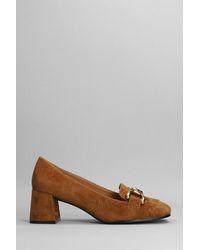 Bibi Lou Pumps In Beige Leather in White | Lyst