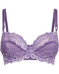 Wacoal Embrace Lace Underwire Bra in Red | Lyst UK