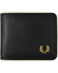 Fred Perry Billfold Wallet in Brown for Men | Lyst UK