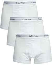 Calvin Klein 3 Pack Relaxed Fit Trunks in Black for Men | Lyst UK