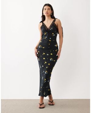 Découvrez ASOS pour femme | Réductions et nouveautés en ligne | Lyst