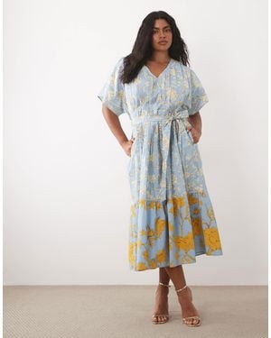Floral Wrap Dresses for Women - Up to 50% off | Lyst Canada