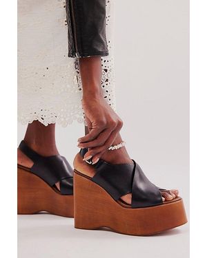 Designer Wedge sandals for Women | Lyst