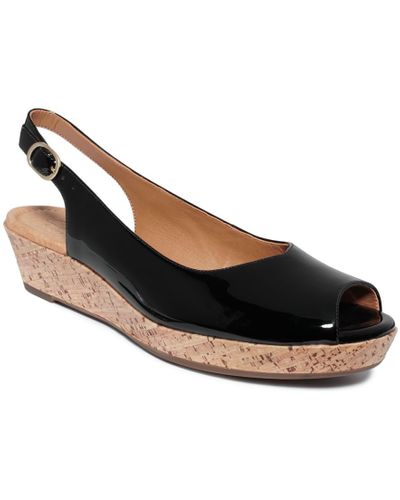 Clarks Leather Artisan Women's Orlena Currant Platform Wedge Sandals in ...