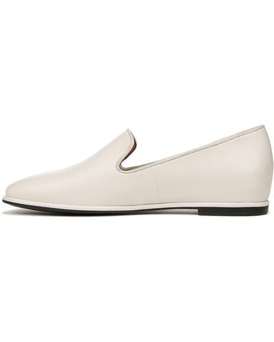 Natural Naturalizer Flats and flat shoes for Women | Lyst