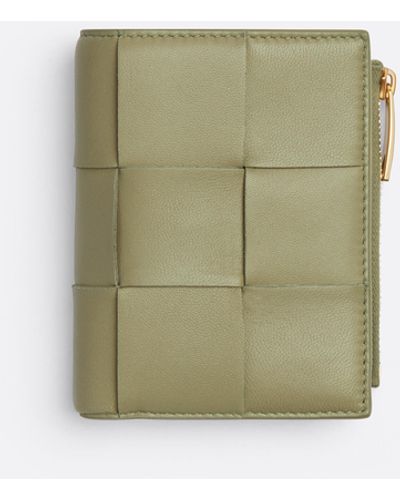 Small Bifold Wallets for Women - Up to 50% off | Lyst