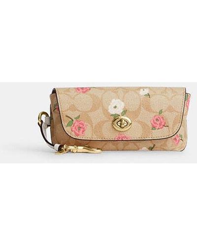 COACH Phone cases for Women | Online Sale up to 73% off | Lyst