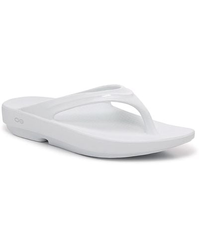 OOFOS Sandals and flip-flops for Women | Online Sale up to 20% off | Lyst