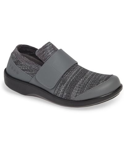 TRAQ by Alegria Low-top sneakers for Women | Online Sale up to 60% off ...