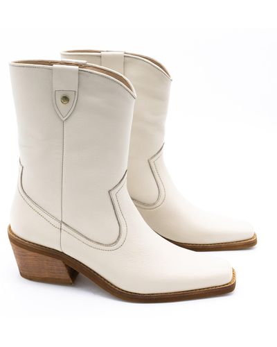 Women's Stivali New York Boots from $180 | Lyst