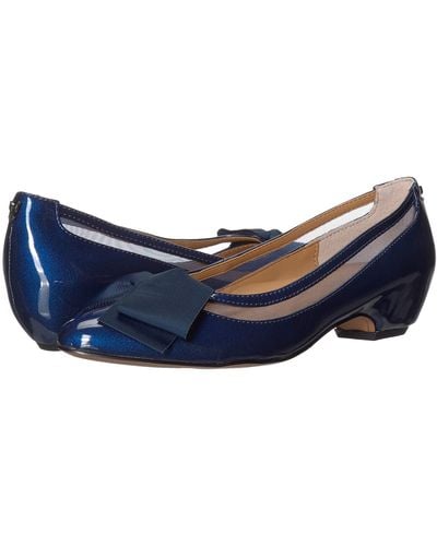 J. Reneé Flats and flat shoes for Women | Online Sale up to 67% off | Lyst