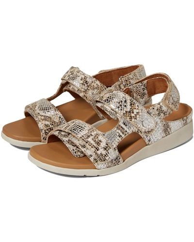 Metallic Strive Shoes for Women | Lyst