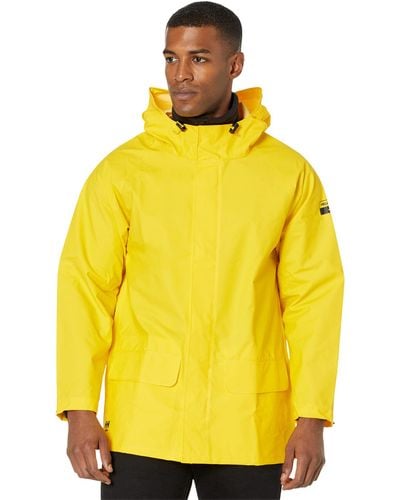 Yellow Helly Hansen Clothing for Men | Lyst