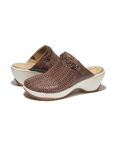 Brown HALSA FOOTWEAR Heels for Women | Lyst