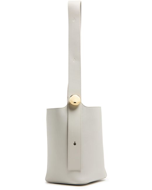 Loewe Pebble Bucket Bag in White | Lyst