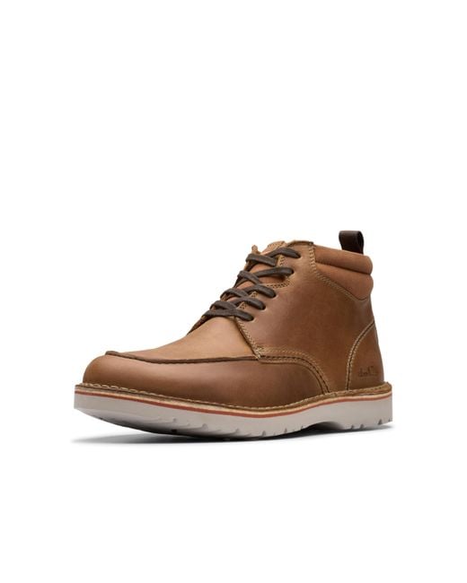Clarks Eastridge Peak Chukka Boot in Brown for Men | Lyst