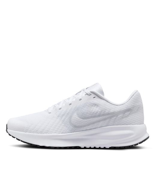 Nike Run Defy Sneaker in White for Men | Lyst UK
