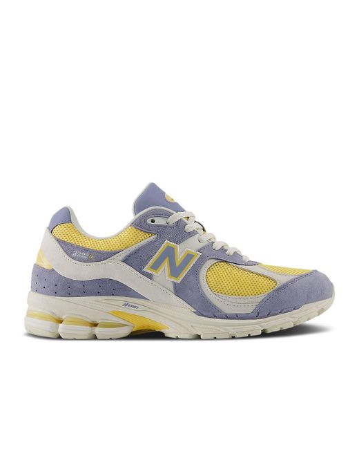New Balance 2002R Sneakers in Blue | Lyst UK